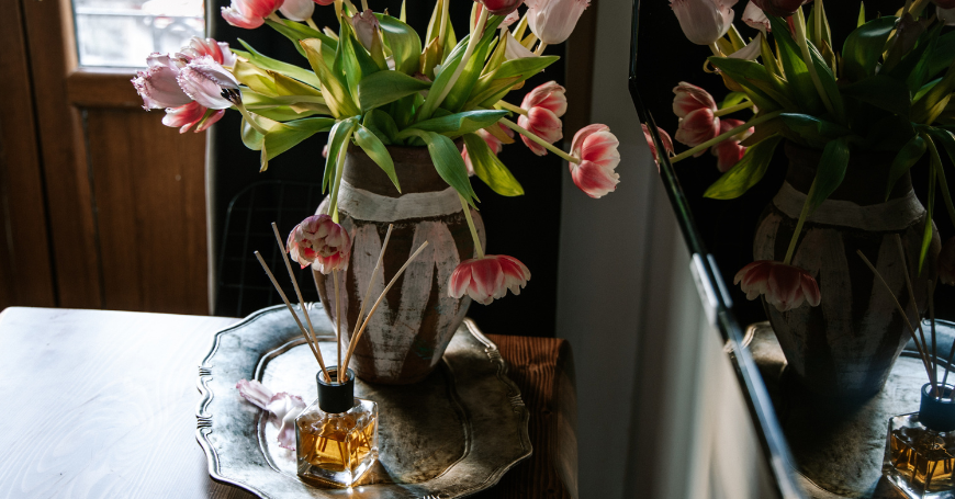 Reed Diffusers - Choosing the Best One for Your Home | Smells